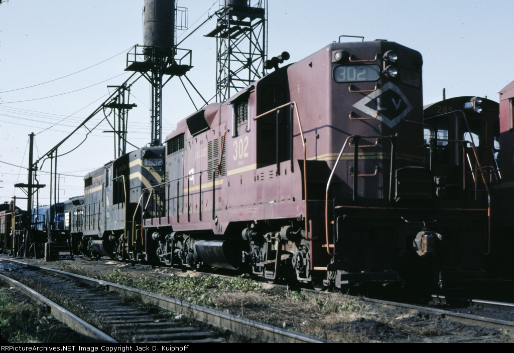 LV 302 at Oak Island terminal.